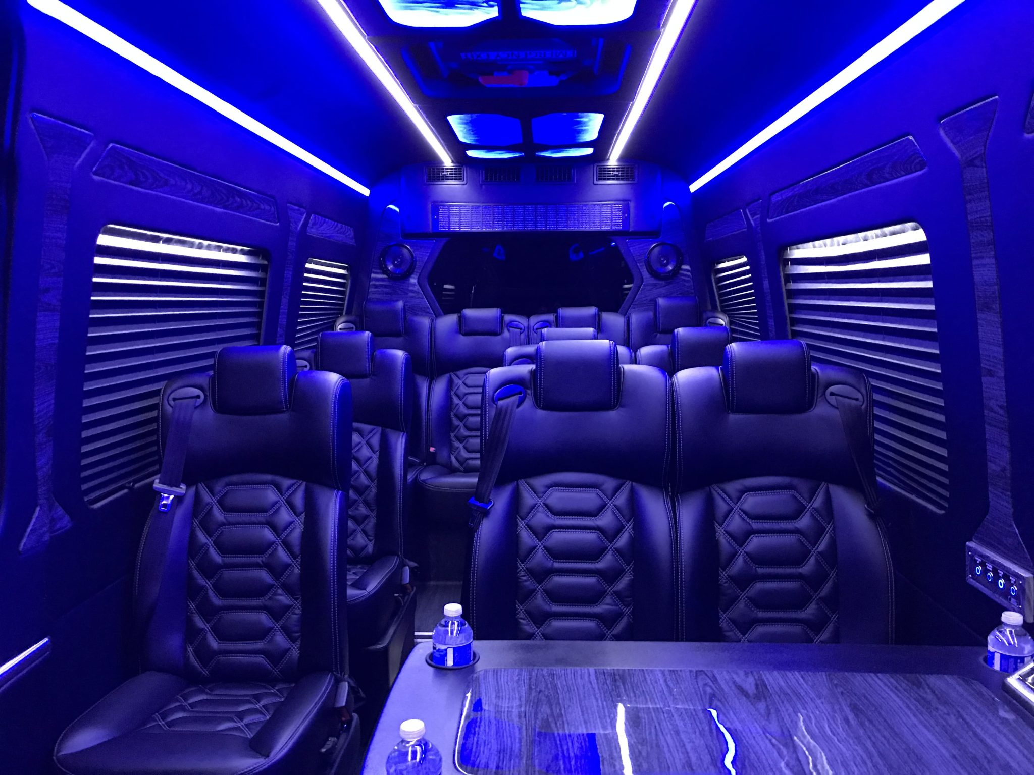 Mercedes Sprinter | Limo Service in Los Angeles - Corporate Charter and ...