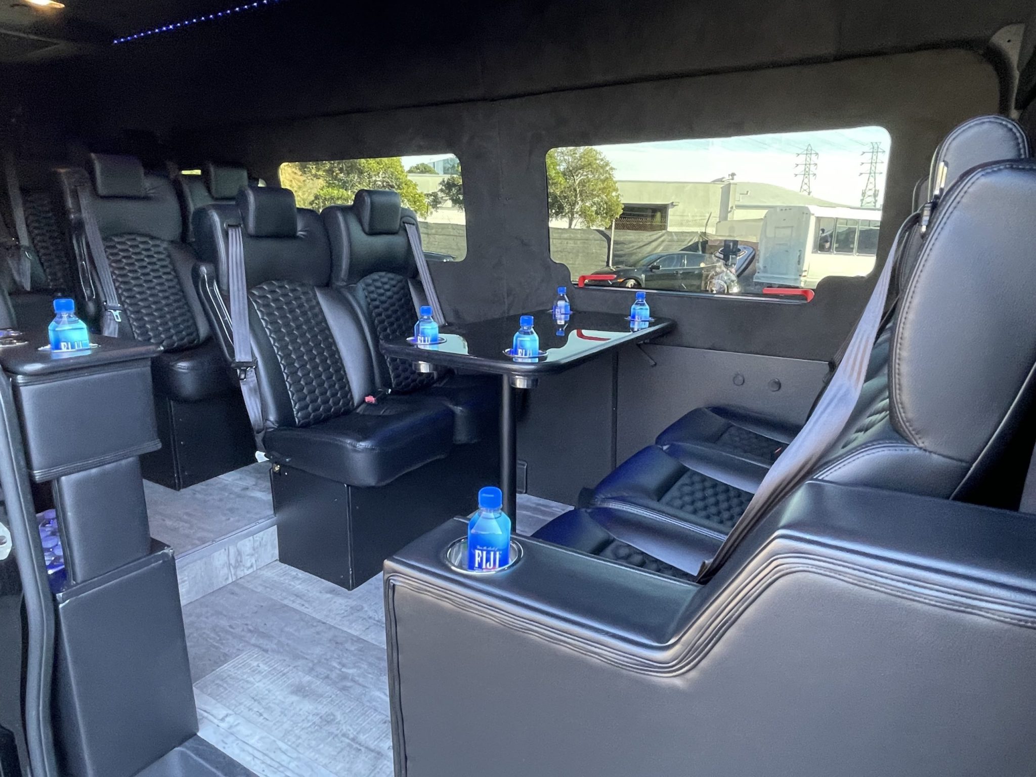 Mercedes Sprinter | Limo Service in Los Angeles - Corporate Charter and ...